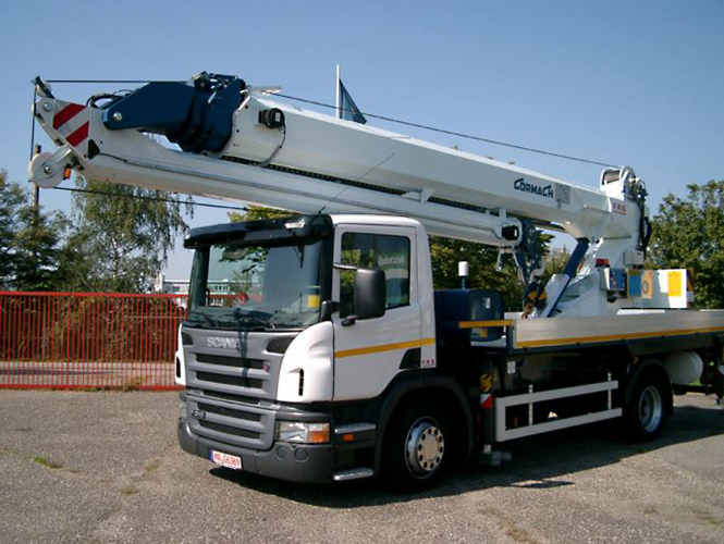 Autogru telescopica - Cormach produzione gru e autogru