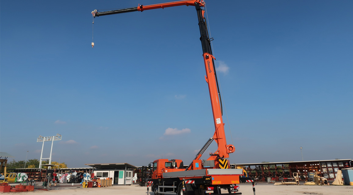 Autogru telescopica - Cormach produzione gru e autogru